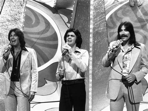 Who Performed At The First Dick Clarks New Years Rockin Eve