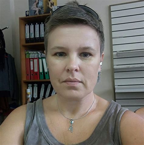 Kfc Kazakhstan УКАЖИ ДРУЗЕЙ КОТОРЫХ ХОЧЕШЬ ПРИГЛАСИТЬ В Kfc И ВЫИГРАЙ ПЛАНШЕТ И СЕРТИФИКАТЫ