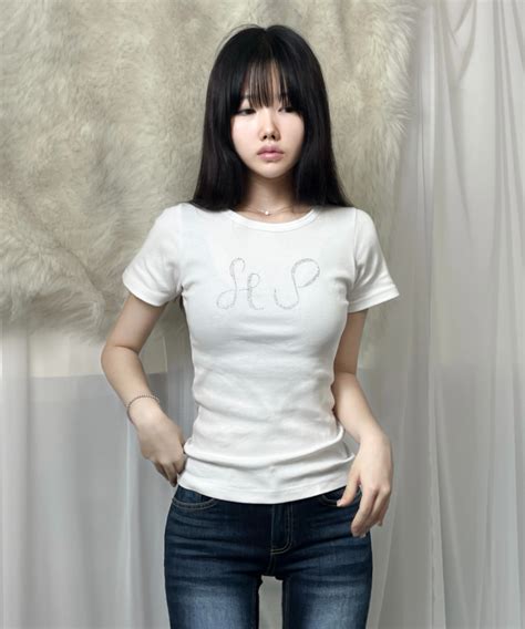 ‼️2천장판매 Made핏보장 비죠 핫픽스 유넥 슬림핏 반팔 큐빅 티셔츠 White 에이블리