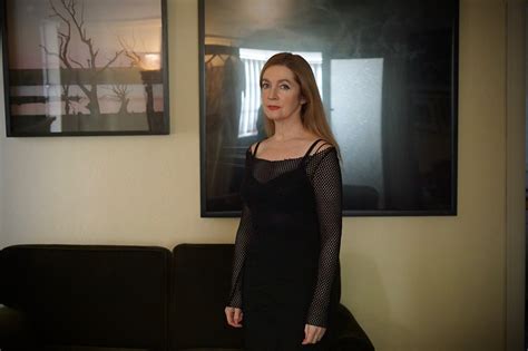 Jane Burton — Hadleys Art Prize