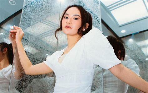 Berjajar Dengan Taylor Swift Mahalini Berhasil Masuk Top Artis Di Spotify Wrapped Indonesia