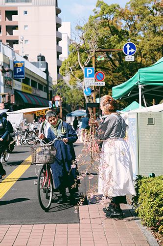 女子目線編高知の青空市めぐり日曜市やその他の街路市高知県内の青空市の情報サイト