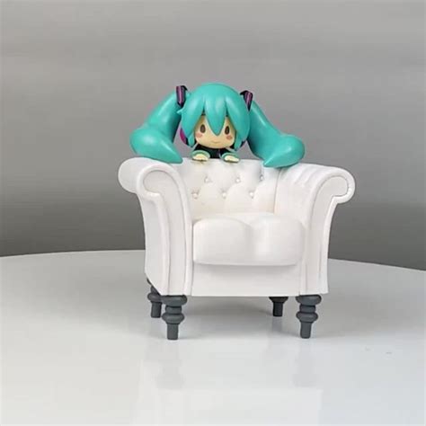 Hatsune Future Hand Made Anime Two Dimensional Model Chassis Garage Kit