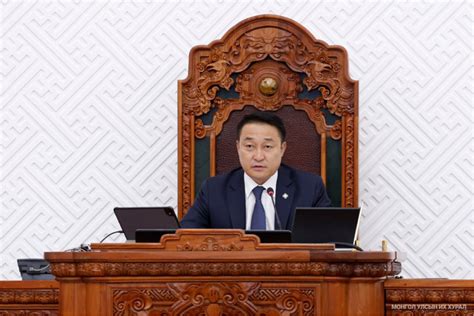 УИХ ын дарга Д Амарбаясгалан худал мэдээлэлд залруулга хийж уучлалт гуйхыг шаардав