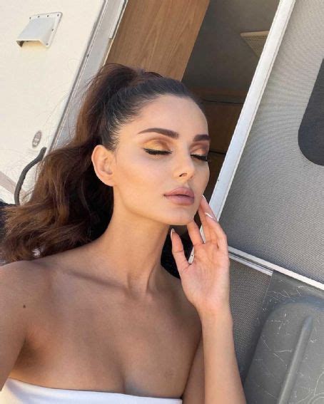 Mahlagha Jaberi Photos News And Videos Trivia And Quotes Famousfix