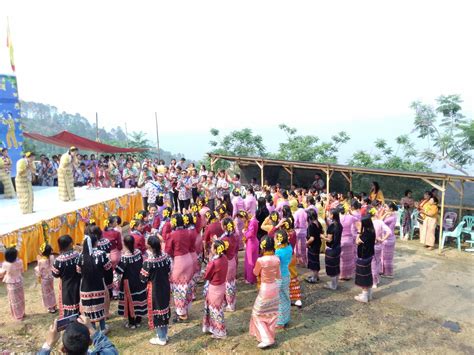မက်မန်းမြို့၌ ၁၃၈၅ ခုနှစ် မြန်မာ့ရိုးရာယဉ်ကျေးမှုမဟာသင်္ကြန်ပွဲတော် စည်ကားသိုက်မြိုက်စွာ ဖွင့