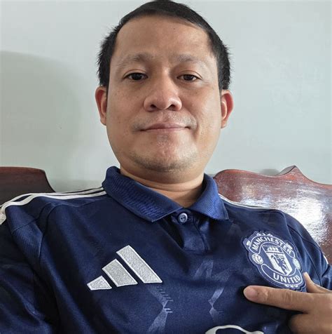 ลุงหนวด จากใจน้าเกษม 🫶🏻 ️ • เอ็มเบอโม่ เขาทำให้เราเจอปัญหาเพียบเลยกับ เบรนท์ฟอร์ด ทีมของเขา