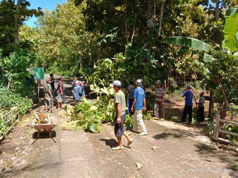 Pembangunan Balai Padukuhan Sentul Tileng Girisubo