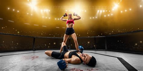 프로 복싱 링에서 승리에 여성 Mma 전투기 기 뻐 2명에 대한 스톡 사진 및 기타 이미지 2명 감정 건강한 생활방식 Istock