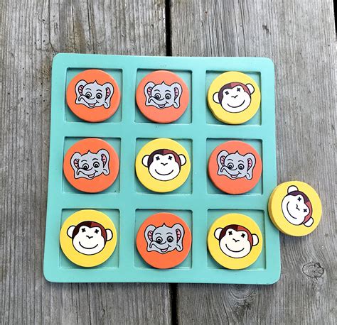 Spill Tre På Rad Forut Nettbutikk