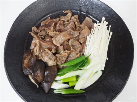 스지수육 만들기 쫀득한 한우 스지 삶는법