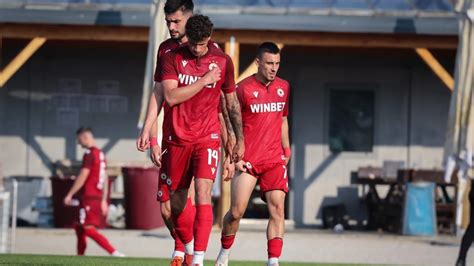 Нов в ЦСКА Моята мотивация са успехите на дядо ми и баща ми