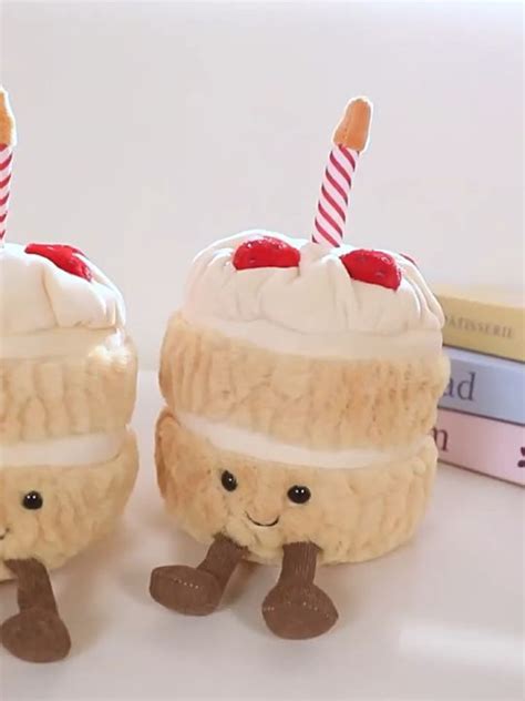 พร้อมส่ง ของขวัญ ตุ๊กตาเค้ก วันเกิด Happy Birthday Cake 🎂 มีไฟ Led มีเสียงเพลง ตุ๊กตา แหวน
