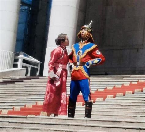 Зэвсэгт 🇲🇳👮‍♂️ХҮНДЭТ ХАРУУЛЫН ТУСГАЙ РОТЫН ТОРГОН ЦЭРЭГ БАЙЛДАГЧ Э ЭРДЭНЭДАЛАЙ ҮҮРГЭЭ