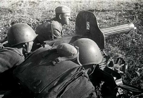 Бесполезные предметы военной экипировки, от которых советские солдаты ...