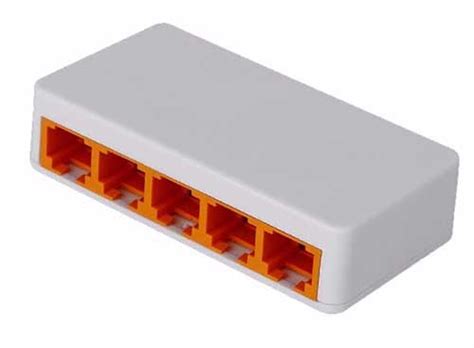 Network Hub Red Dot Geek