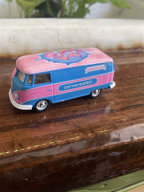 Cotton Kandy Van