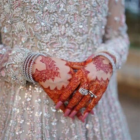 Beautiful Maxi By Libas E Khaas Available For Rent Brides Heaven