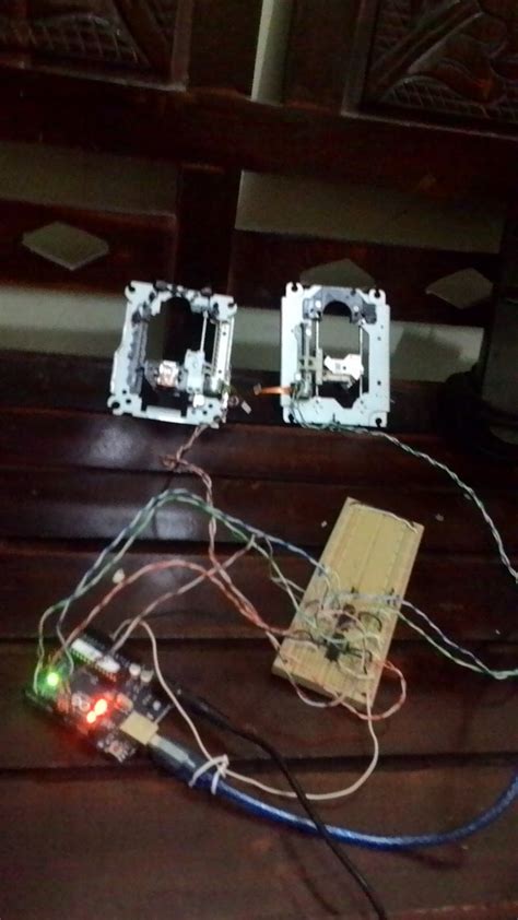 Membuat Sendri Mesin Mini Cnc Dengan Dvd Rom Bekas Dan Arduino Uno ~ Blog Edukasi