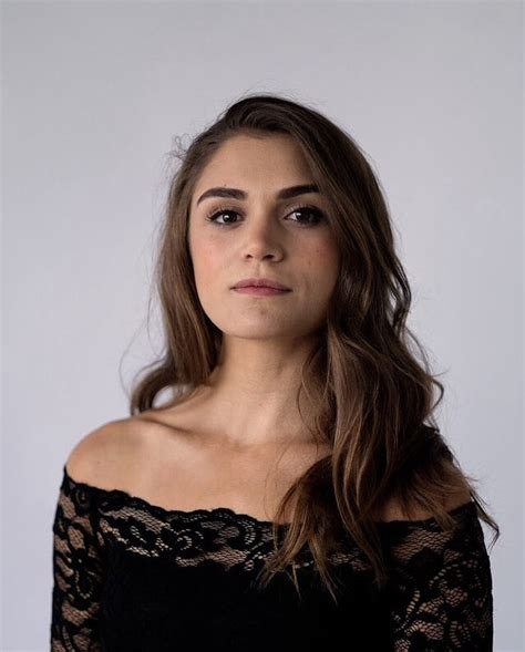 Picture Of Claire Blackwelder