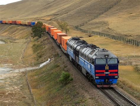 “Тавантолгой төмөр зам” ХХК 8 дугаар сард 398 9 мянган тонн ачаа тээвэрлэлээ E Mn