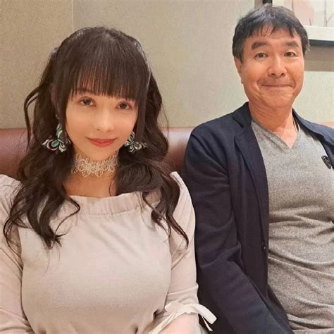 星野希伊 Hosinokii 毎年恒例伝統のシャンパーニュのnew Years Liveに行って来ました😊御縁に感謝します Instagram