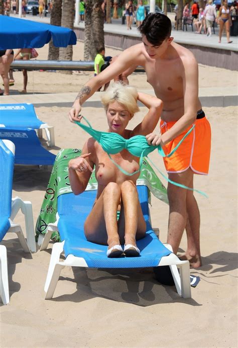 Lauren Harries Topless Tranny DrunkenStepFather