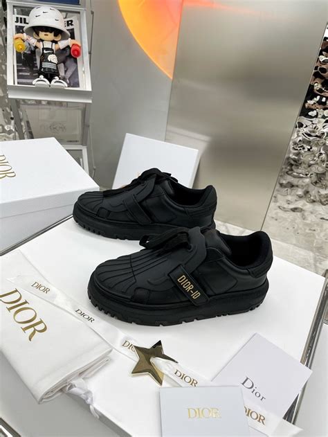 크리스찬 디올 스니커즈 P99440