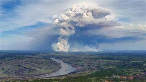 Pyro Storms A New Danger In The Era Of Wildfires The Narwhal