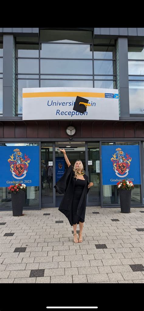 Jade Patchett On Linkedin Graduation 23 With First Class Honours