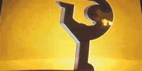 When The Senior Developer Forwards Me A Ticket And Tells Me Its An Easy Bug To Fix The Coding