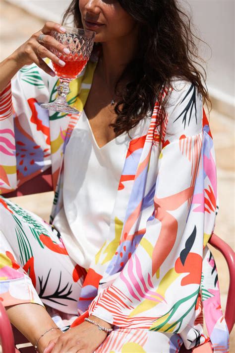 Ninea • ნინეა