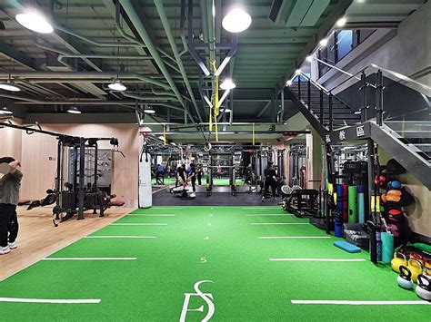 【台南健身房推薦】有感健身sense Fitness~一對一教練專業教學ll設備器材多樣化ll拳擊．trx通通有！新穎與超美的高質感運動空間，讓運動成為一種享受！ 運動版｜popdaily 波波黛莉