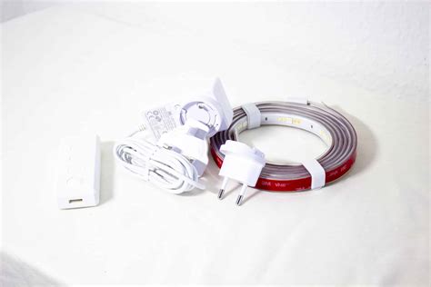 Nanoleaf Essentials Lightstrip And Bulb In Test