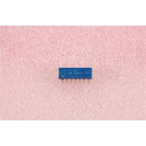 Bourns 14 2 391 Resistor Network 390 Ohm Bussed Bourns 14 2 391 Resistor Network 390 Ohm Bussed