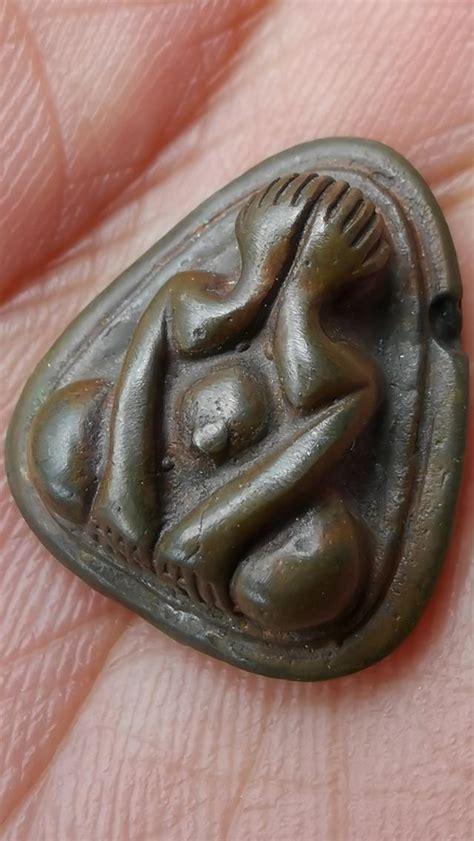 พระเครื่อง ราคา แบ่งปัน Ennxo