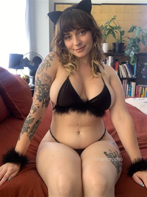 Do My Curves Make You Hard Scrolller