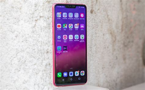 Lg G Thinq Hands On Every Feature Imaginable But Nothing Special Tom S Guide