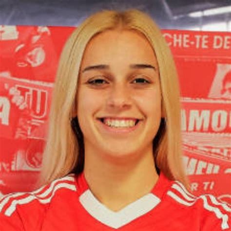 Sofia Machados Instagram Twitter And Facebook On Idcrawl