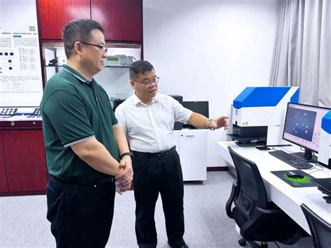 中国科学院深圳先进技术研究院王卫军博士莅临珠宝国检集团研究所参观交流 国家珠宝玉石首饰检验集团有限公司