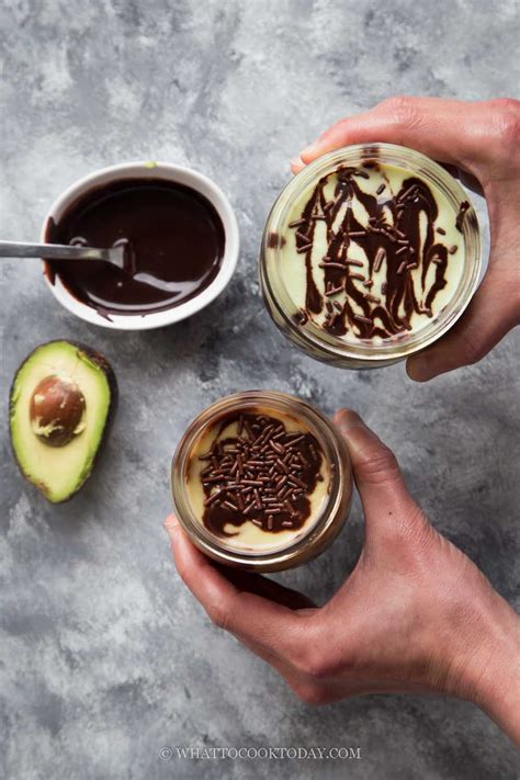 Jus Alpukat Indonesian Creamy Avocado Shake 2 Ways