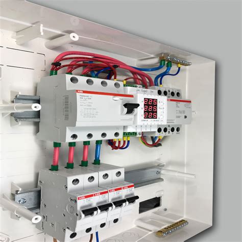 Стабилизатор напряжения 220в для дома в щиток на дин рейку фото