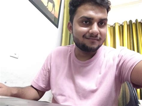 Nipun Tyagi On Linkedin Graphicdesign Freshers Jobsearch Careertips