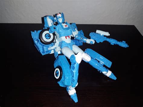 Two Chromia Photos R Transformers