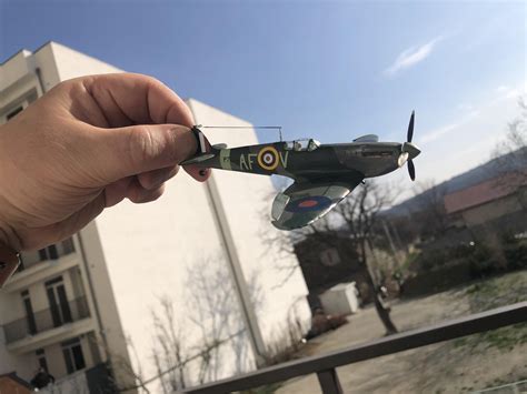 camera shutter effect video link in comment r modelmakers