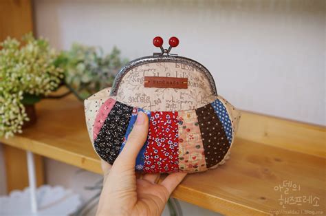 Patchwork Purse Pouch DIY Tutorial Ideas