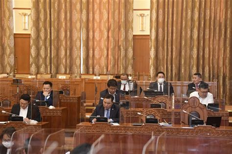 УИХ Ж Эрдэнэбулганыг Үндсэн хуулийн цэцийн гишүүнээр томиллоо