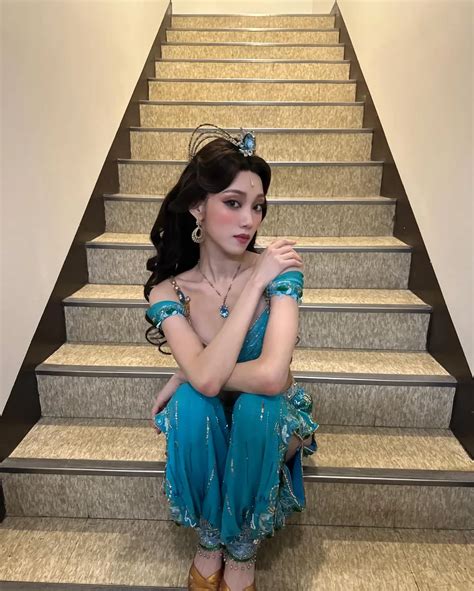 이성경 인별 뮤지컬알라딘 자스민 촬스의 이슈와 유머