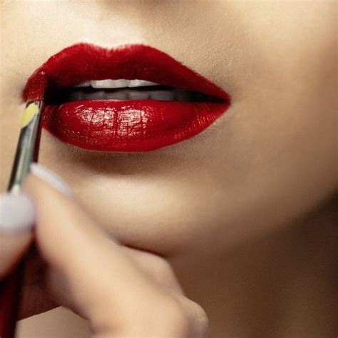 Madam Alena Threads Say More