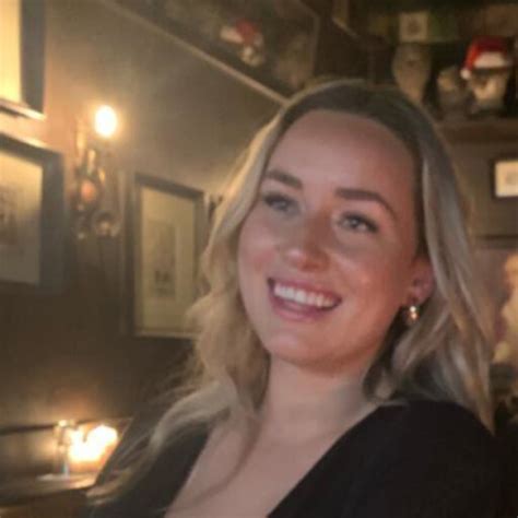 Sarah Benns Instagram Twitter And Facebook On Idcrawl